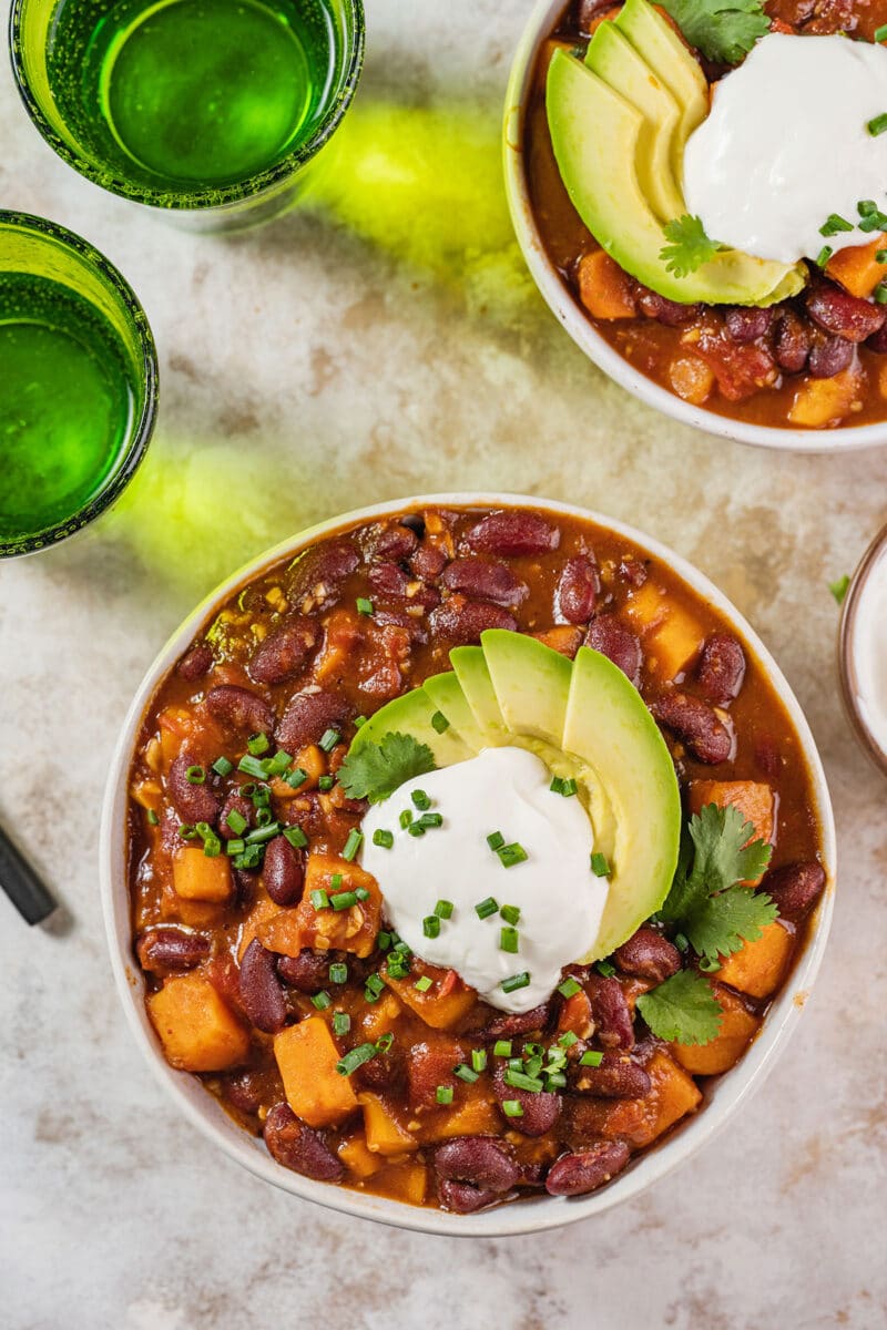 Vegetarian Chili with Sweet Potatoes - Lemon Blossoms