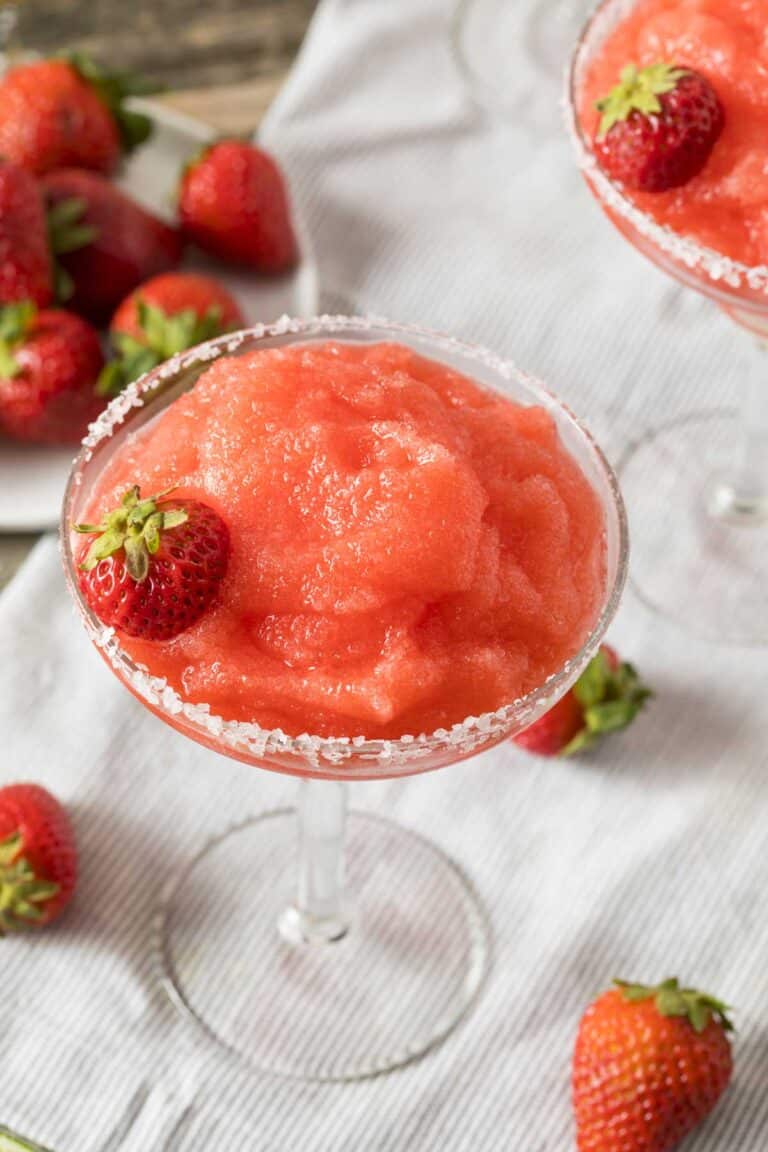 Frozen Strawberry Margarita Recipe - Lemon Blossoms